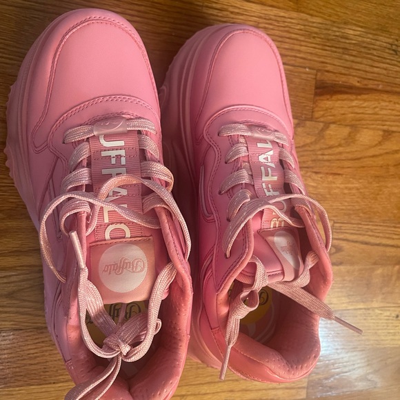 Buffalo David Bitton | Shoes | Brand New Sneakers From Greece Never ...